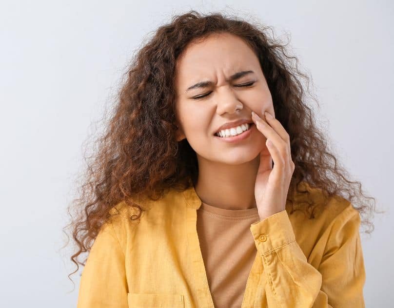 What Is Gingivitis: Symptoms, Causes, Risk Factors and Cure